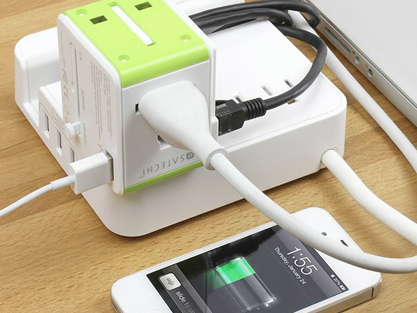 The Smart Travel Router: A Globally Compatible Router + Charger | Cult ...